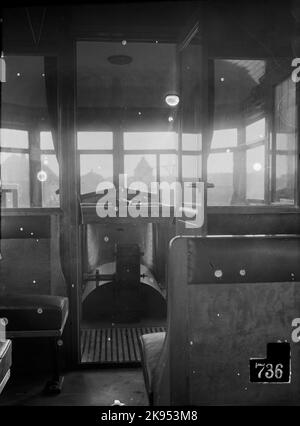 The interior of the Eastern Central Railway (ÖCJ) Motorvagn 22 ...