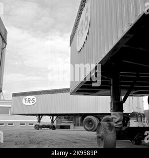 Piggy Back Cars, Slab Västberga. Scania Vabis. T.R.S Stock Photo - Alamy