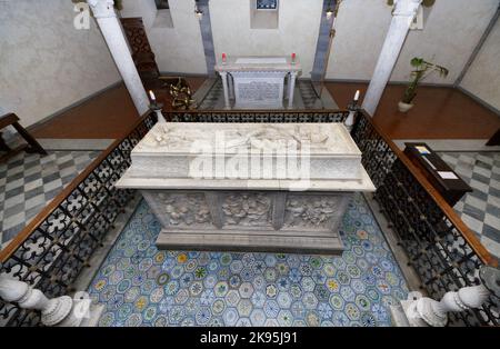 Sarcophagus of St. Columbanus (by Giovanni dei Patriarchi, 1480 ...