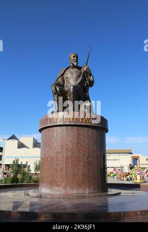 Statue of poet Ajiniyaz Kosibay (1824-1878), Igor Savitsky Museum ...