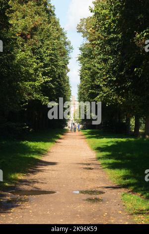 Ham Avenue, Ham House, Ham, London, England Stock Photo - Alamy