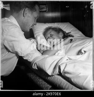 Traveling with 3rd grade sleeping compartment. State Railways, SJ Abo2c ...