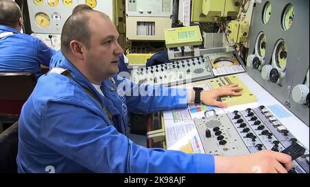 Russian operators conduct work during a Yars intercontinental ballistic ...