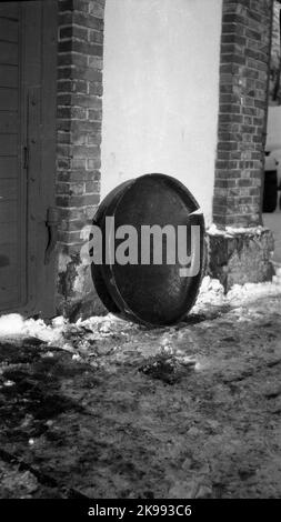 Compressed air container exposition Stock Photo - Alamy