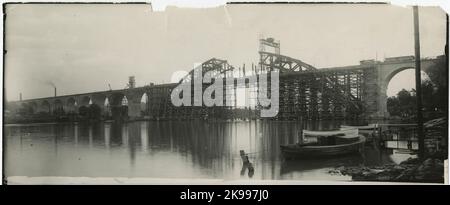 Construction of Årstabron seen from Sjövik Stock Photo - Alamy