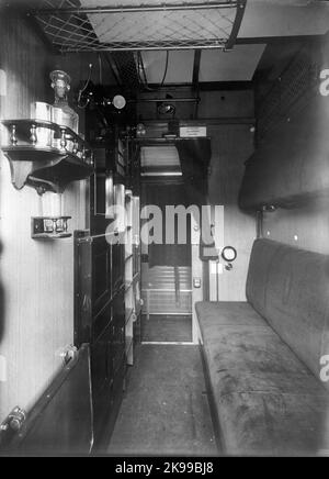 State Railways, SJ Third grade sleeping compartment, unborn Stock Photo ...