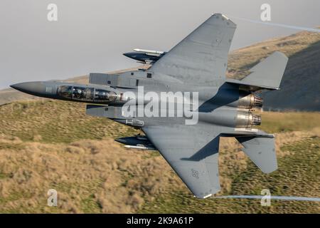 Mach Loop F-15 Stock Photo - Alamy