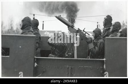 Armor train 2 Boden at the national border. The State Railways, SJ J ...
