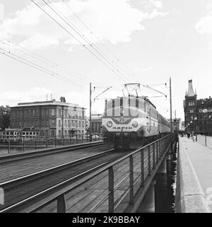 The state railways, SJ Ra 990 "Rapid 6". SJ Ra 994 "Rapid 10 Stock ...