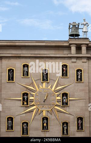Brussels, Belgium - the Klokkenspel van de Kunstbergornamental features ...