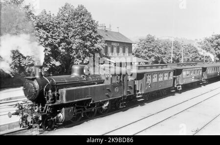 Östervärn station in Malmö Stock Photo - Alamy