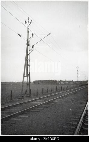 Electrified double track. Line Hallsberg - Örebro Stock Photo - Alamy