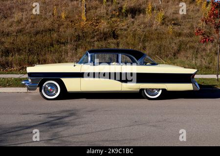 1956 Packard Clipper - Custom on pavement Stock Photo - Alamy