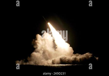 A D-5 Trident II submarine-launched ballistic missile heads skyward ...