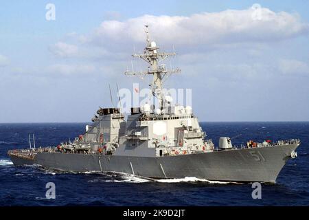 The USS Arleigh Burke (DDG-51), an Arleigh Burke class destroyer at ...