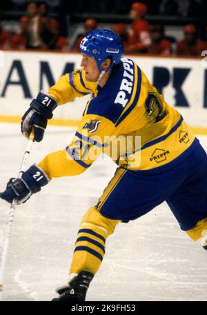 Bšrje Salming Swedish Ice hockey player professional in National team ...