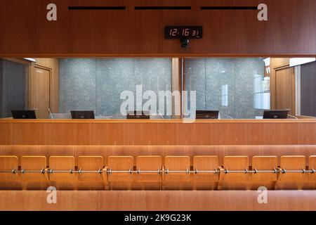 Illustration of the translation cabin in the International disputes ...