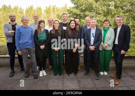 Alderman Zwijndrecht, Steven Vervaet, Flemish Minister of Environment ...