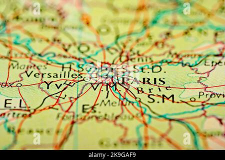 road map of the city of Paris and its suburbs Plan routier de la ville ...