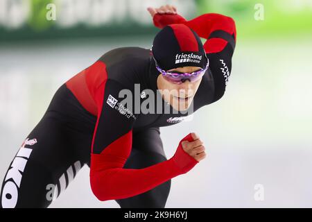 HEERENVEEN - Sebas Diniz during the men's 500m on the second day of the ...