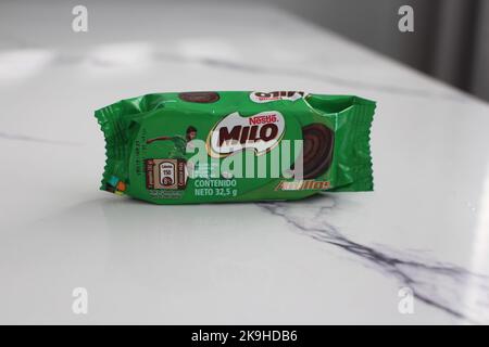 Nestle Milo Chocolate Cracker Sandwich Stock Photo - Alamy