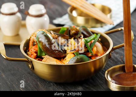 mix seafood soup pot. close up Stock Photo - Alamy