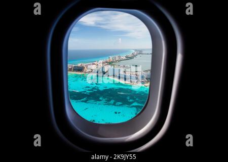 Cancun beach view from jet plane window Stock Photo - Alamy