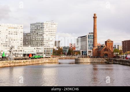 The Pumphouse Pub, Hartley Quay, Royal Albert Dock, Liverpool Stock ...