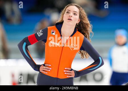 HEERENVEEN, NETHERLANDS - OCTOBER 29: Pien Hersman competing on the ...