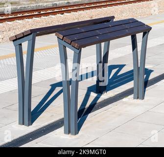 Leaning benches or leaning stands or lean bars (no established name yet ...
