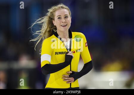 HEERENVEEN - Merel Conijn reacts after the 1500 meters during the ...
