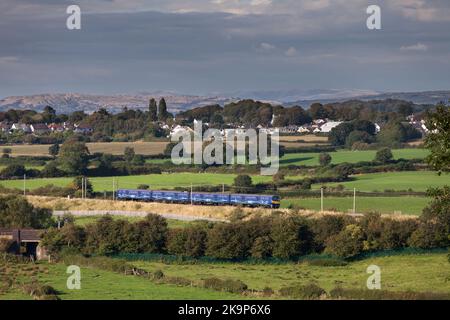 Swift express parcels train parcels freight train on the west coast ...