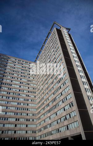 Lunar House Immigration Centre Croyden Stock Photo - Alamy