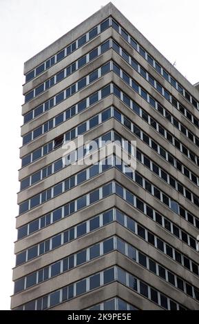 Apollo House Croyden London Stock Photo - Alamy