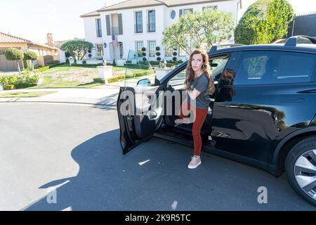 America's Favorite Doctor Laura Purdy arrives at Harper's Bazaar Cover ...