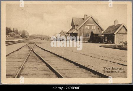 Tystberga Railway Station Stock Photo - Alamy