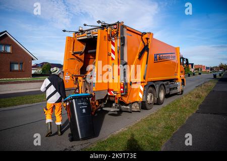 Ostrhauderfehn, Germany. 26th Oct, 2022. A sensor on the dashboard of a ...