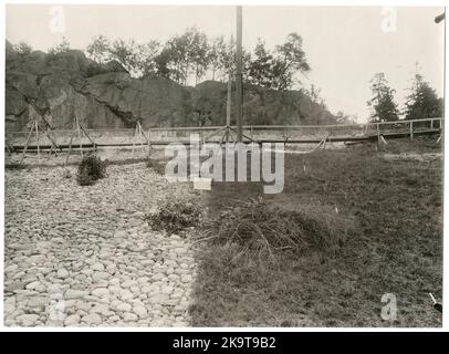 Reinforcement work at Storängsbanken at Gravesfors, just north of Åby ...