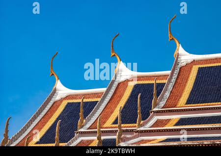 Rooftops at Wat Phra Kaew in the Grand Palace, Bangkok Stock Photo - Alamy