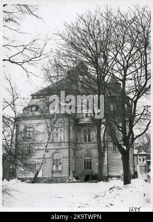 Kalmar C station house Stock Photo - Alamy