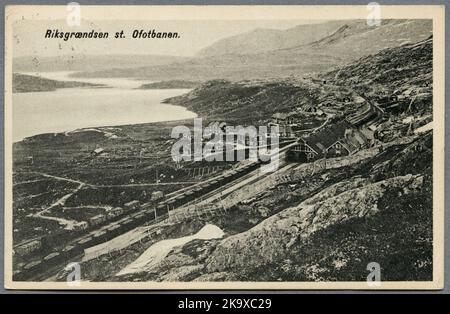 Ore train at the national border station Stock Photo - Alamy