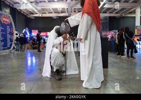 Santiago, Metropolitana, Chile. 30th Oct, 2022. A cosplayer attends the ...