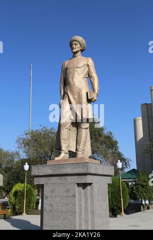 Statue of poet Avaz Otar (1884-1919), Najmidin Kubro Street, Dishon ...