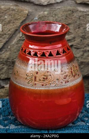 Sardinian handmade pottery Stock Photo - Alamy