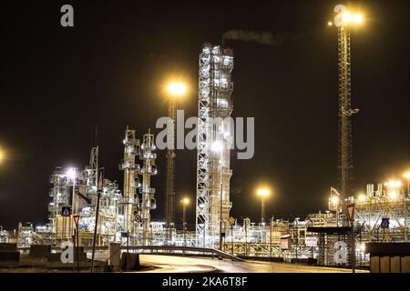 Oil refinery. Mongstad, Norway Stock Photo - Alamy