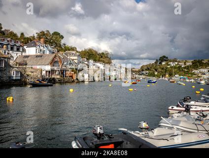 The seaside town of Fowey from the estuary Stock Photo - Alamy