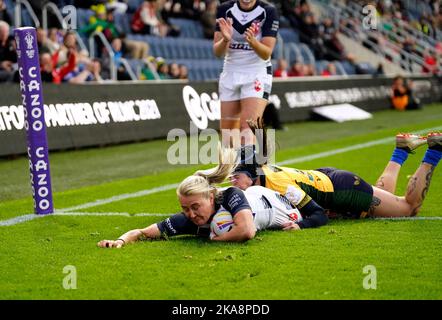 England's Tara-Jane Stanley scores their side's seventh try during the ...