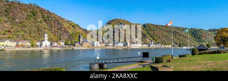 Rhine valley Landscape and Sankt Goarshausen view from the Loreley rock ...