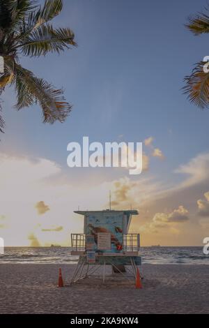 The lifeguard building at the shore at soft sunset Stock Photo - Alamy