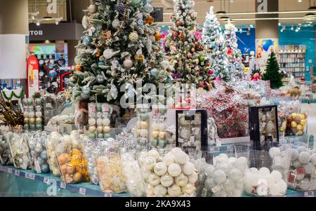 Preparation of advent (Christmas) market in Premysl Otakar II. Square ...